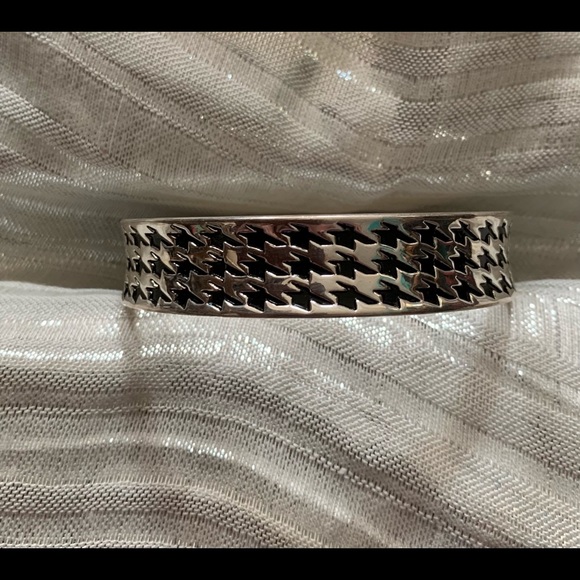 Jewelry | Houndstooth Silver Bangle Bracelet | Poshmark